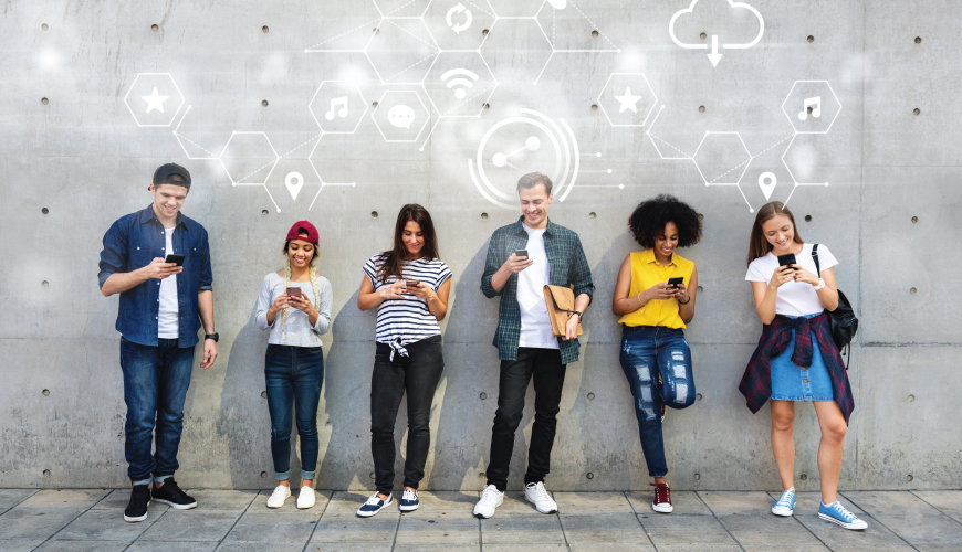 Communiquer sur les réseaux sociaux pour promouvoir sa TPE